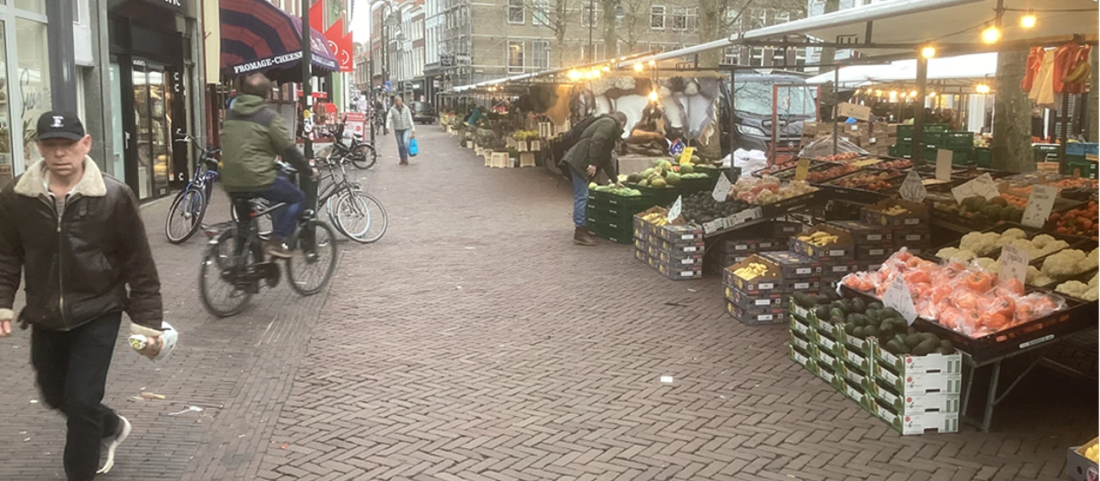 Markt Delft Turfmarkt & Burgwal - Standplaats.nl
